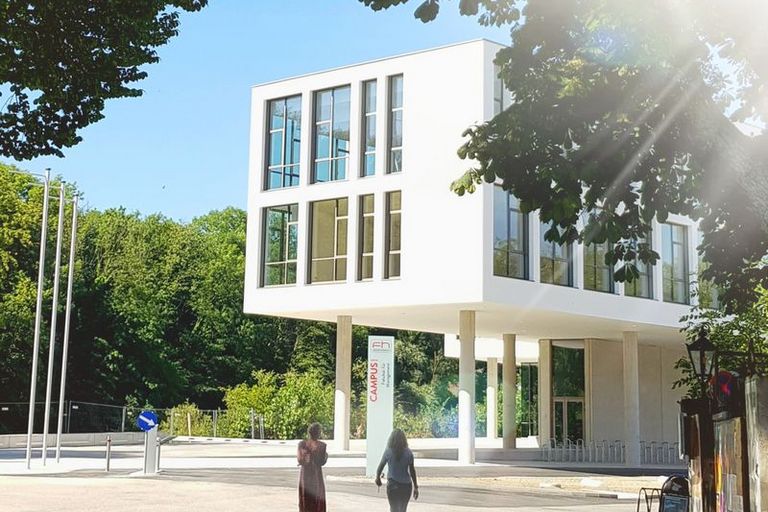 Hochschul-Details | uni-assist